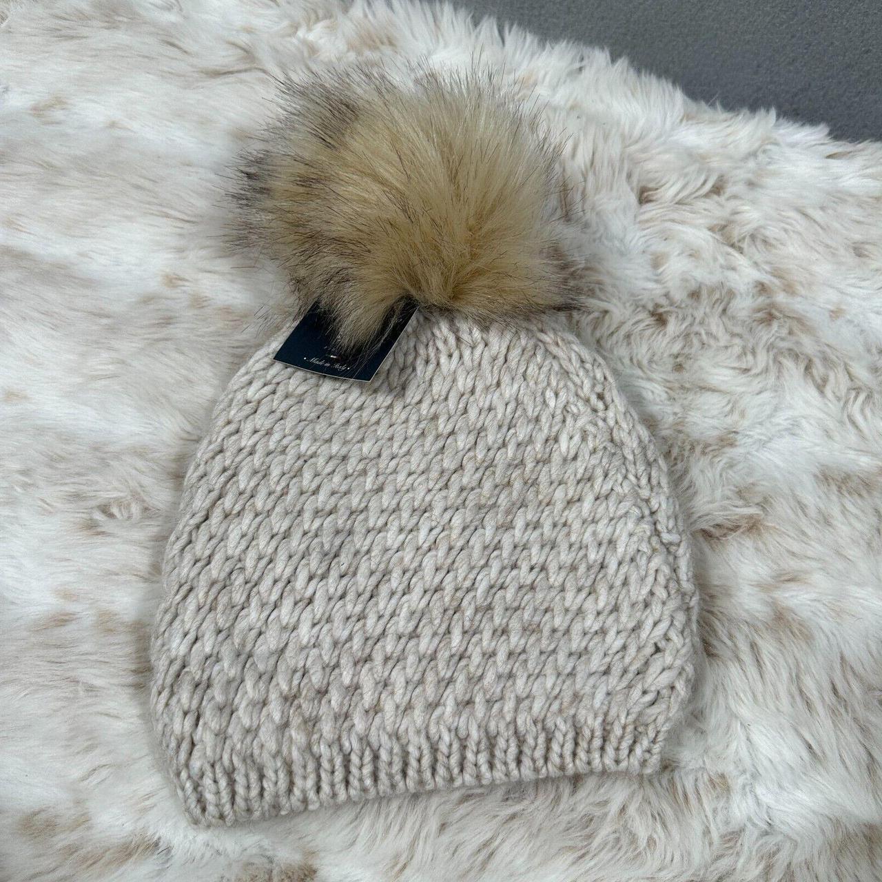Cintelli & Galluzzo Grey Knit Winter Hat Pom Pom... - Depop