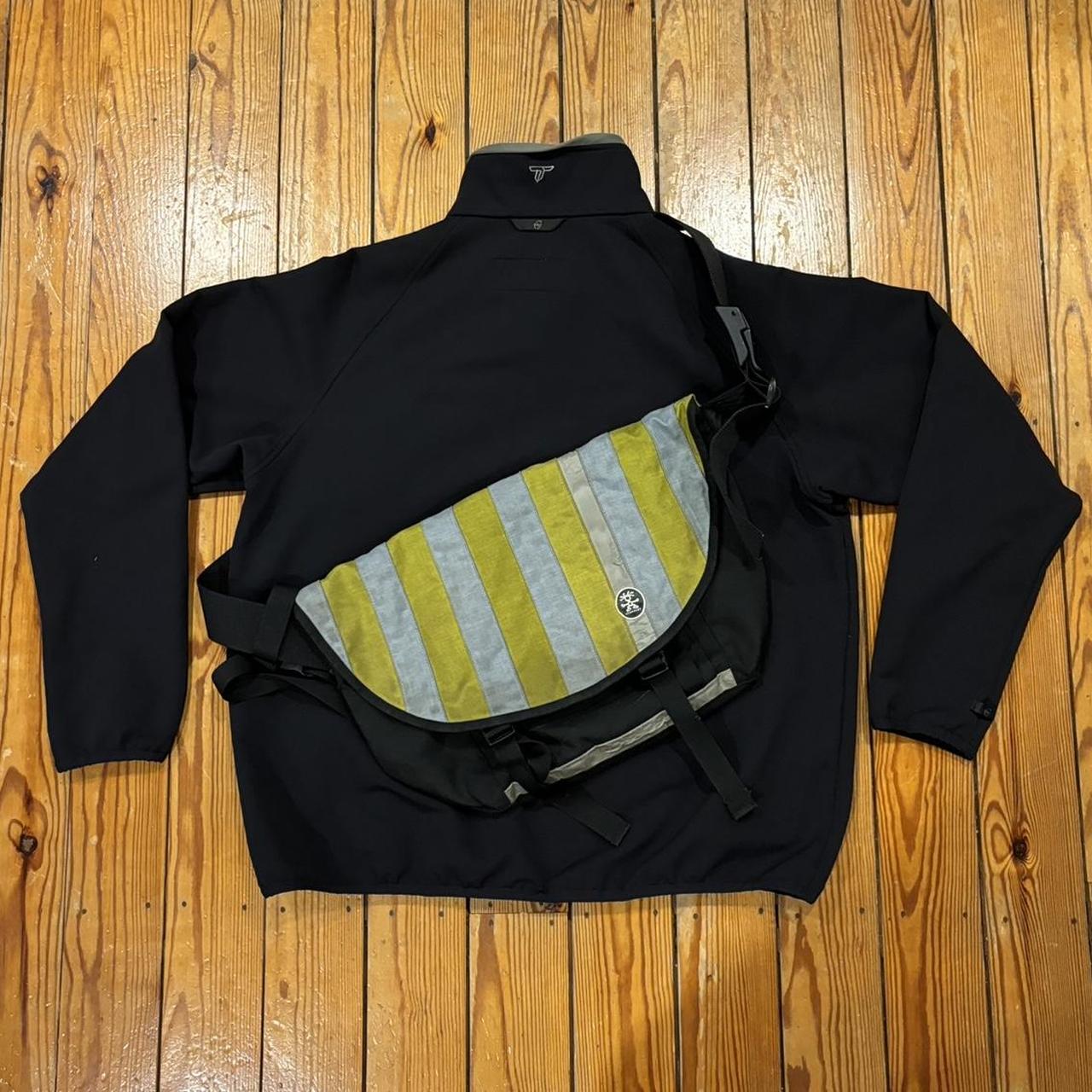 Vintage Crumpler “Wonder Weenie” messenger bag... - Depop