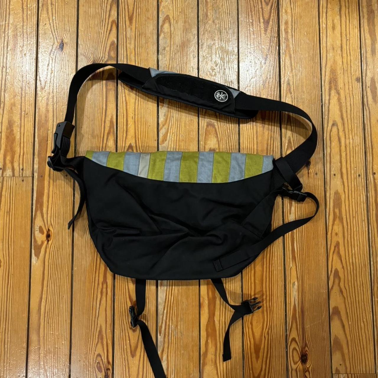 Vintage Crumpler “Wonder Weenie” messenger bag... - Depop