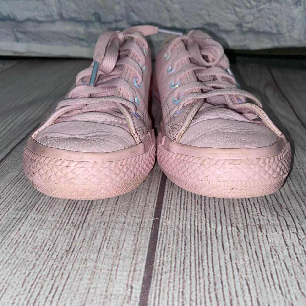 Converse all star leather low top little girls shoes... - Depop