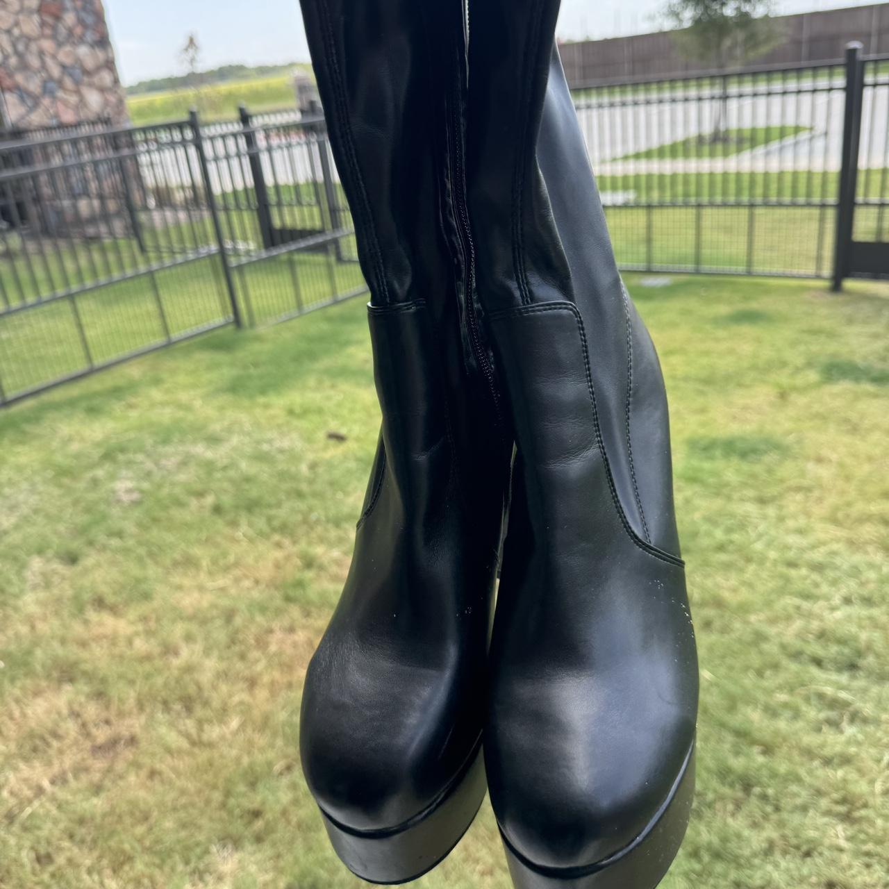 Simi shoes platform heels . They hella comfy just... | Depop