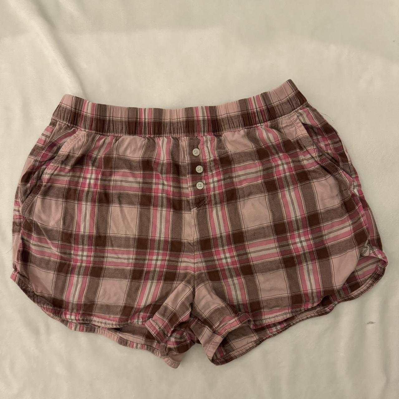 Pink plaid shorts #plaidshorts | Depop