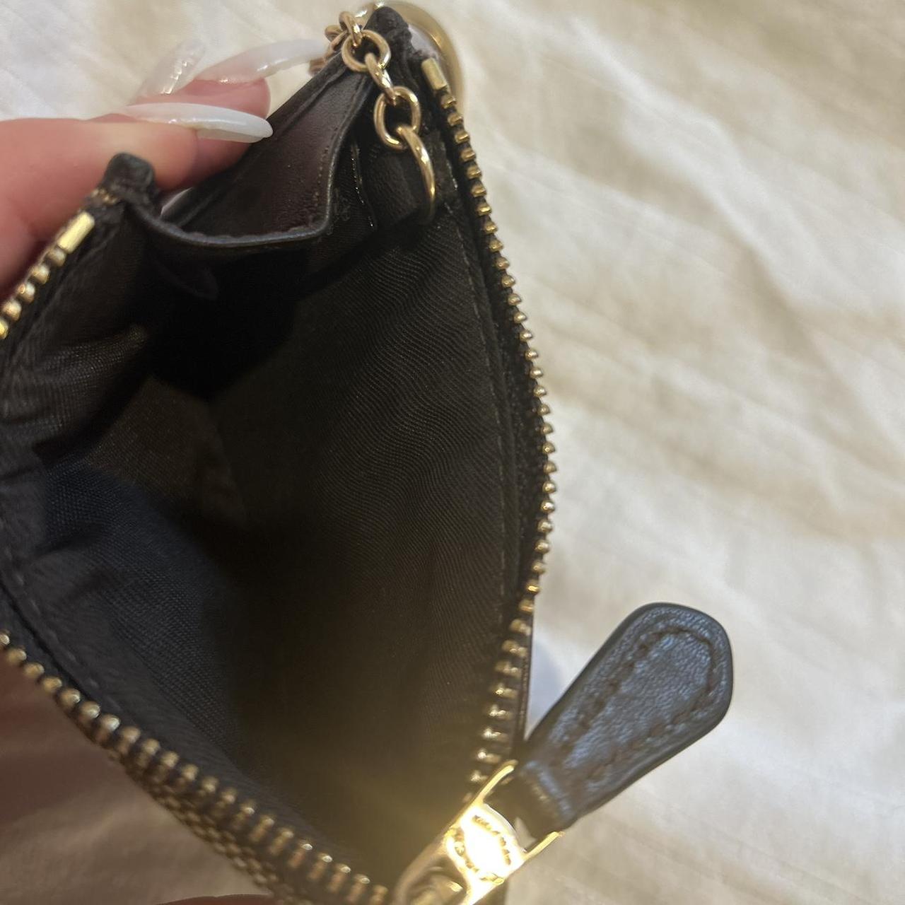 Super cute Coach coin purse/wallet/card... - Depop