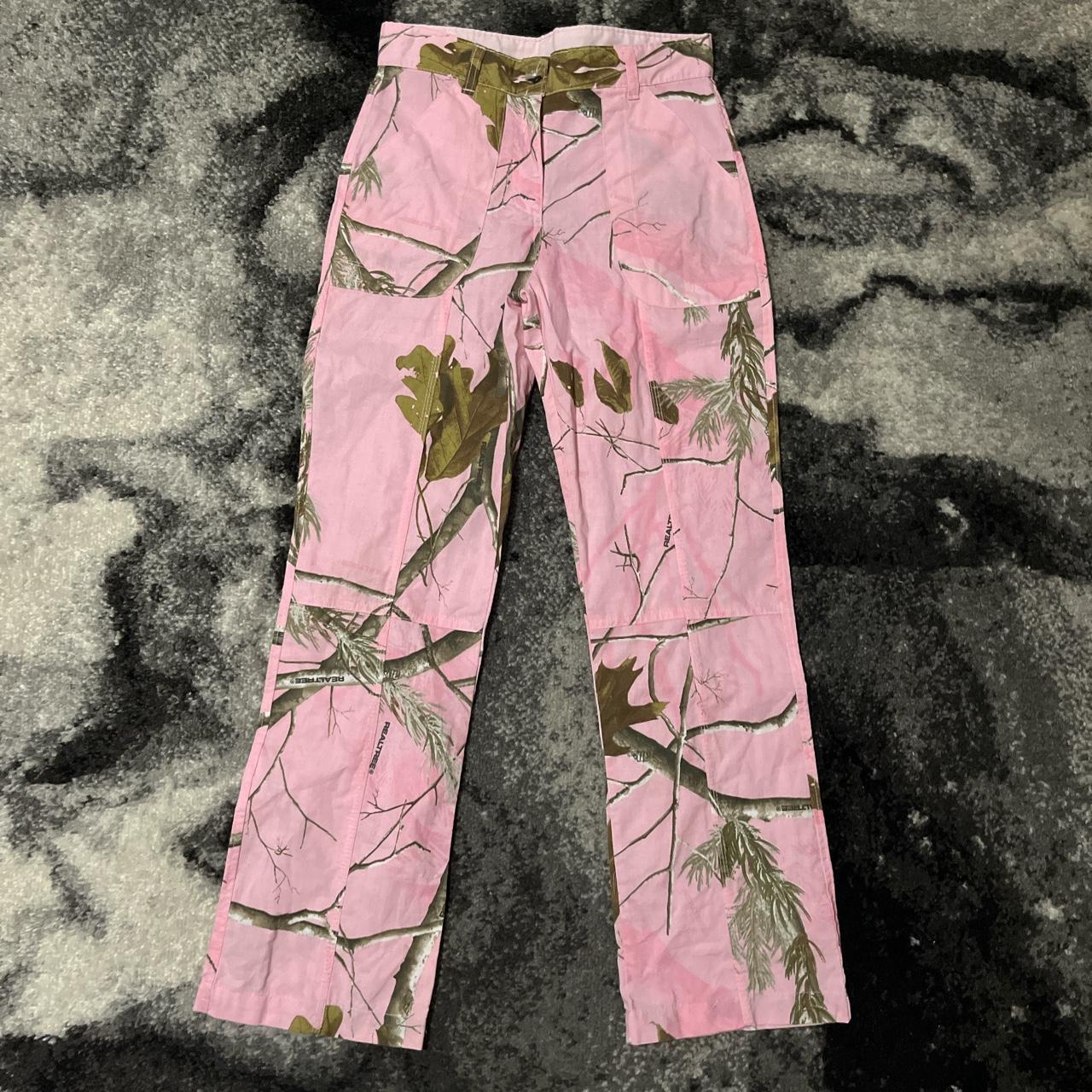 Y2K Kids Pink Realtree Camo Pants No flaws Size:... - Depop