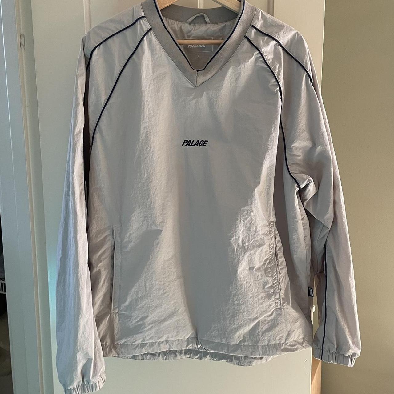 PALACE windbreaker wore once size mens small (fits... - Depop
