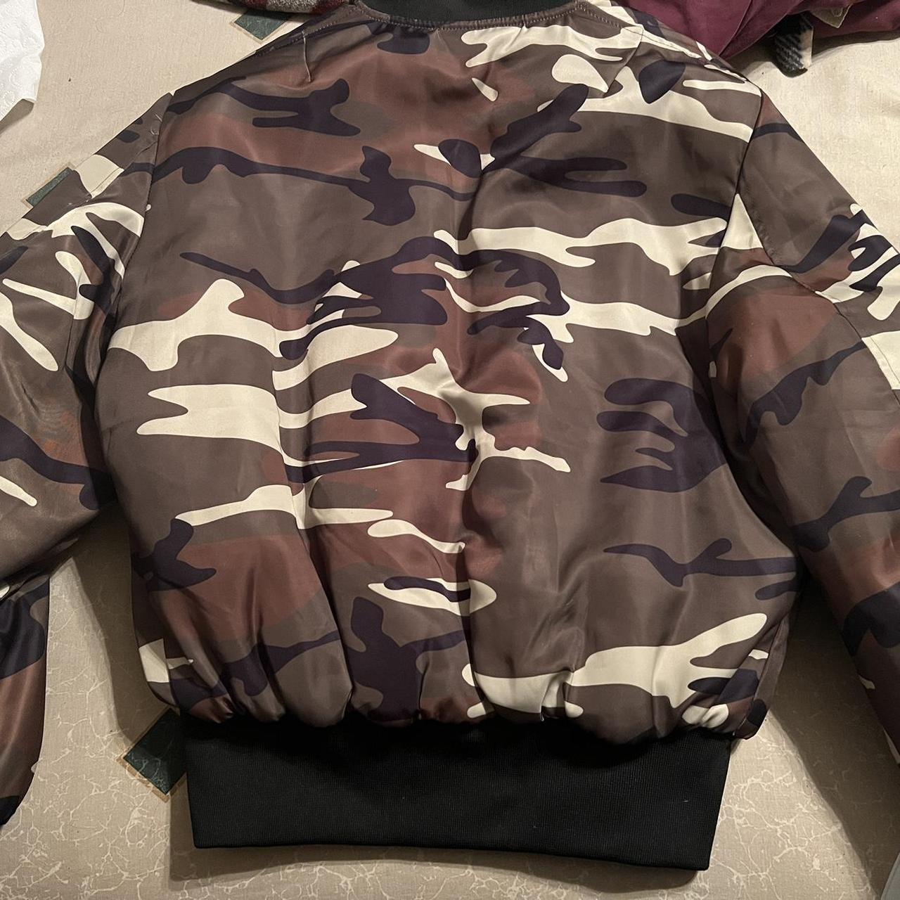 Sam and Colby xplr camo bomber jacket size small.... - Depop