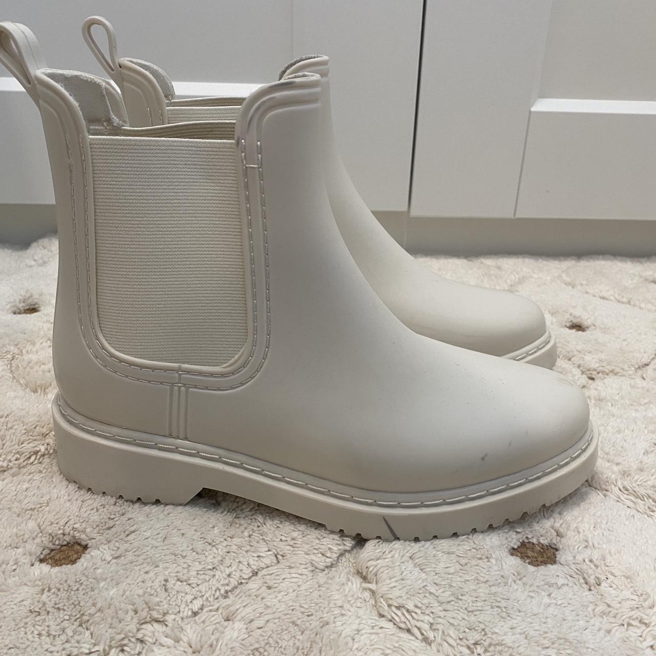 RUBI shoes rain boots Size: 38 A few marks (see pics) - Depop