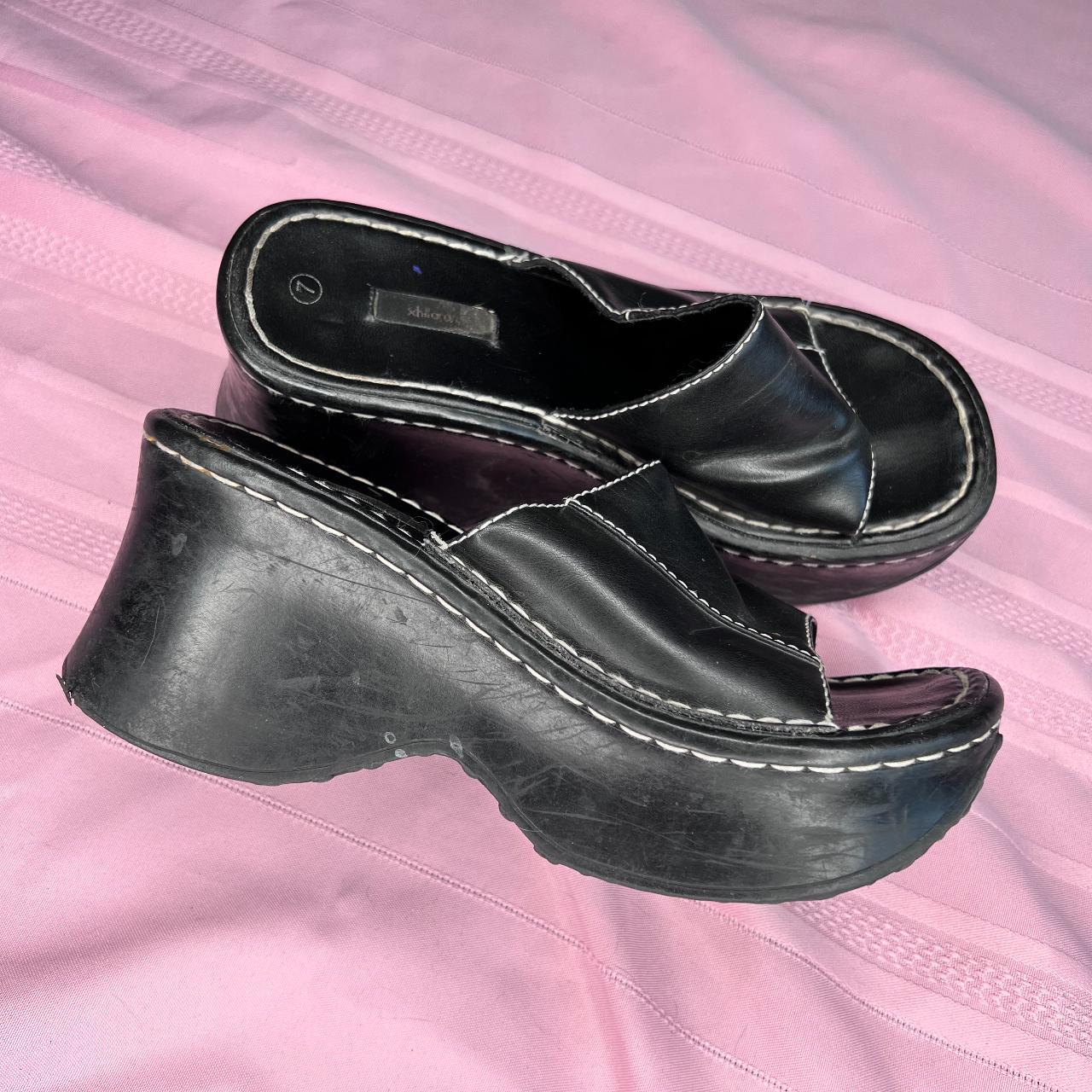 Vintage chunky curvy platform slides by Xhilaration... - Depop