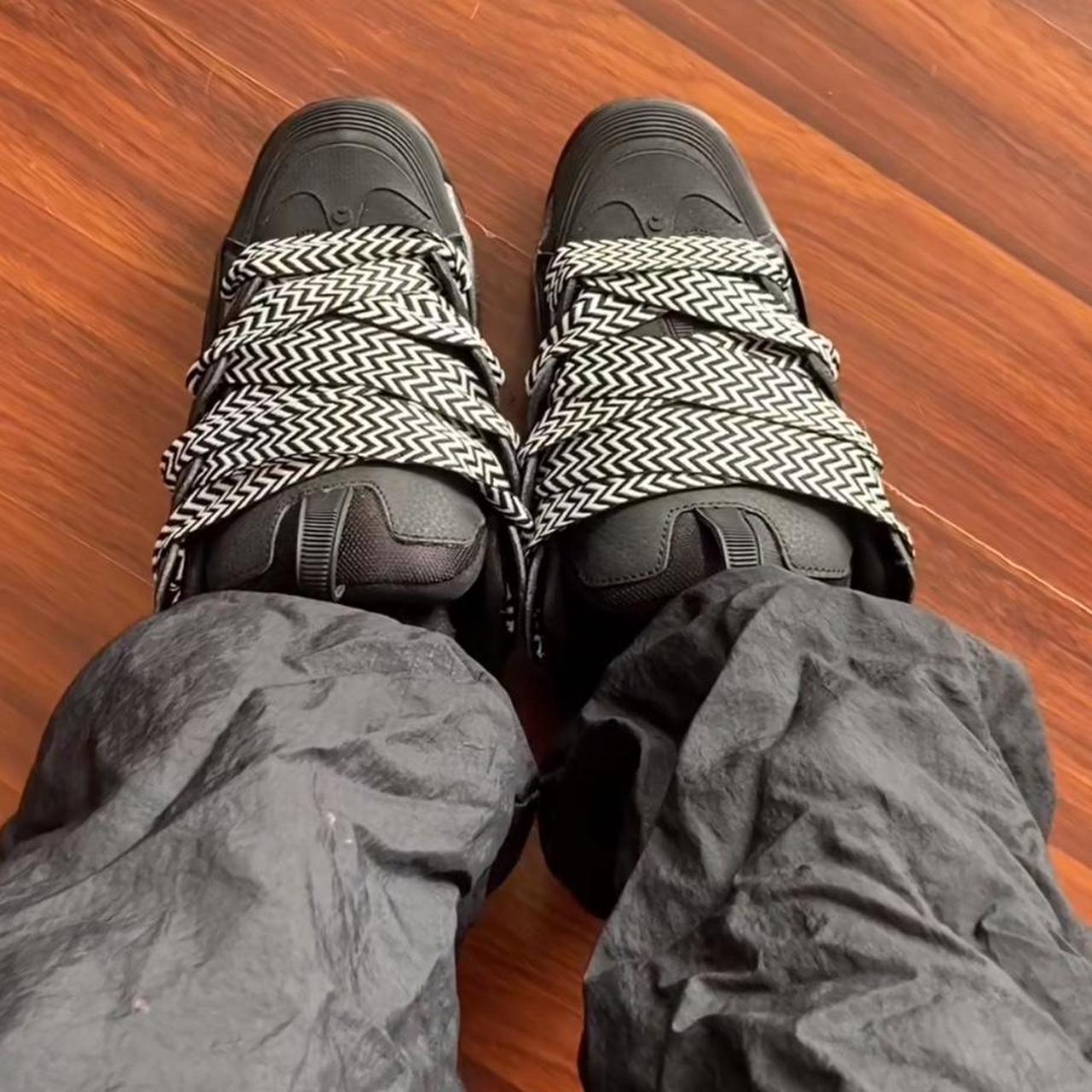 Osiris d3 og with 2 extra pair of lavin laces *send... - Depop