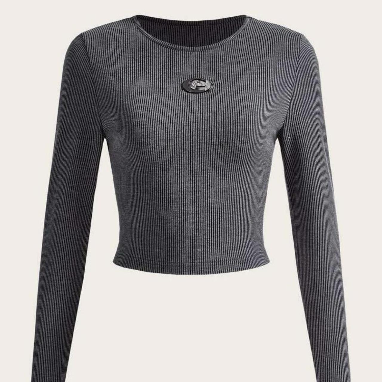 Women's Grey Crop-top | Depop