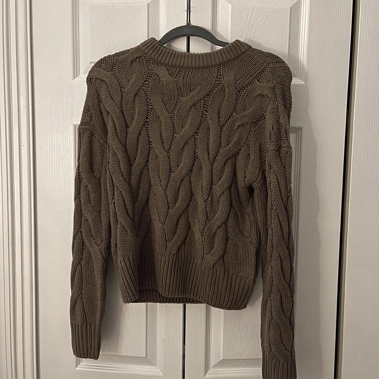 Brown cable knit sweater Size US Small Worn a few... - Depop