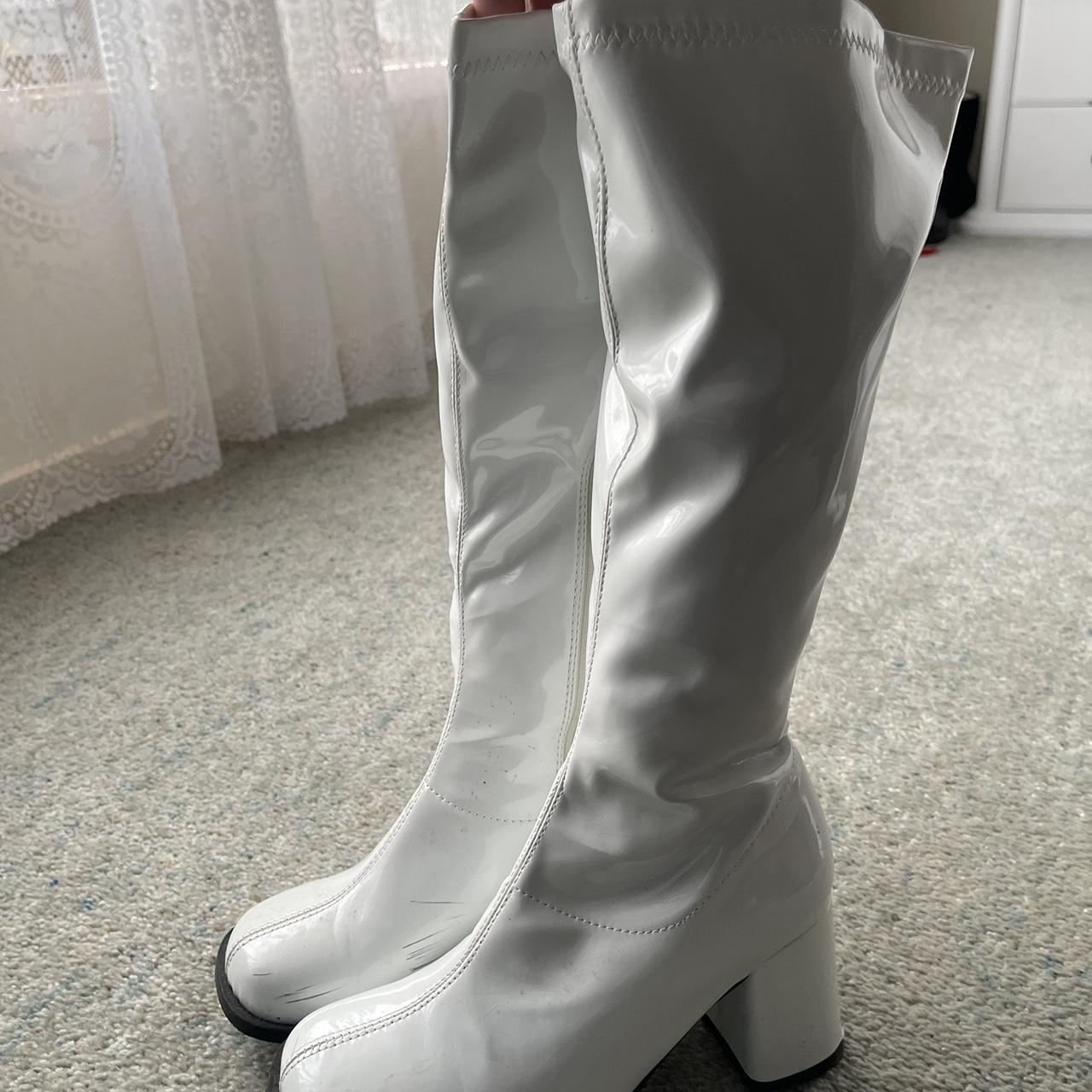 White 70s boots Scuff marks as seen in the photo Size 7 - Depop