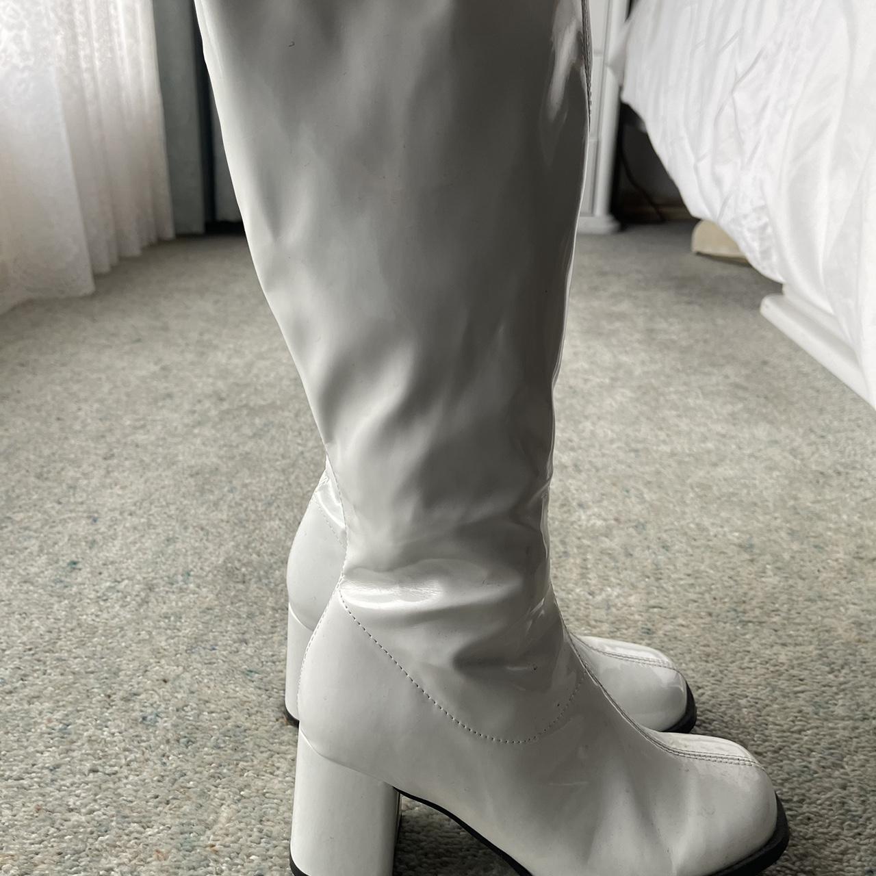 White 70s boots Scuff marks as seen in the photo Size 7 - Depop