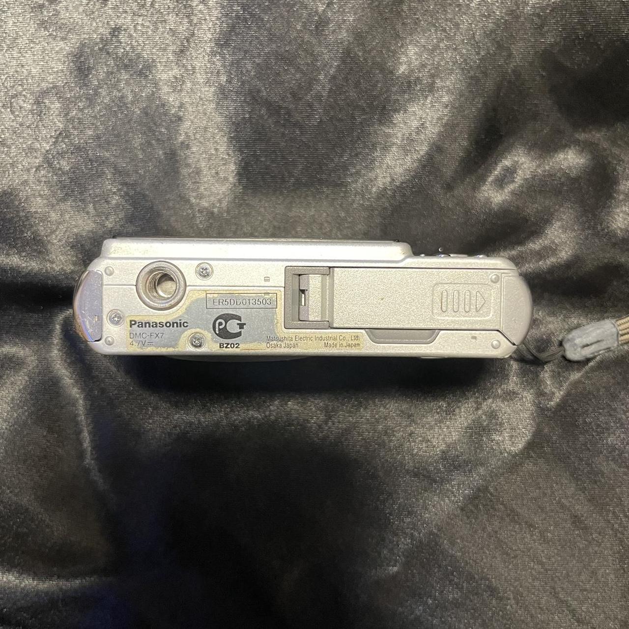 Panasonic Lumix DMC-FX7 digital camera... - Depop