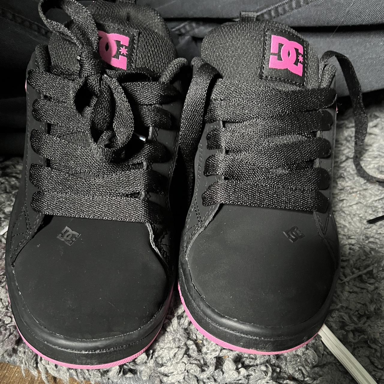DC Shoes Women's Pink and Black Trainers | Depop