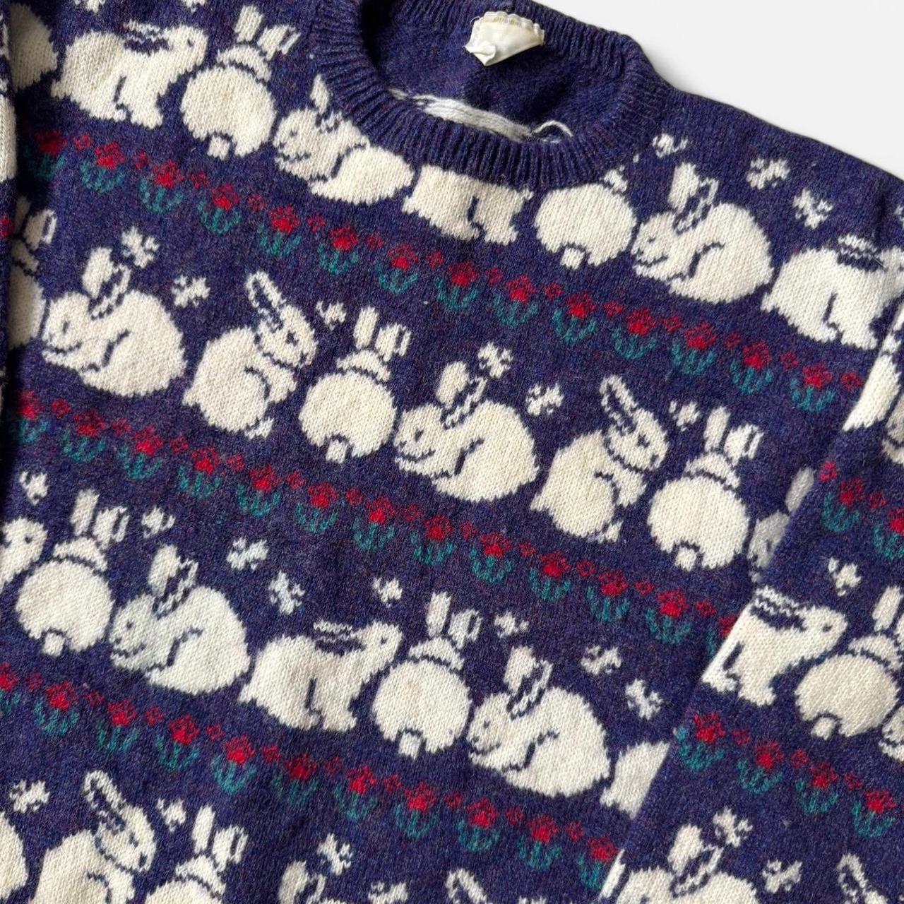 Vintage 90s Bunny animal rabbit cute retro vibe... | Depop