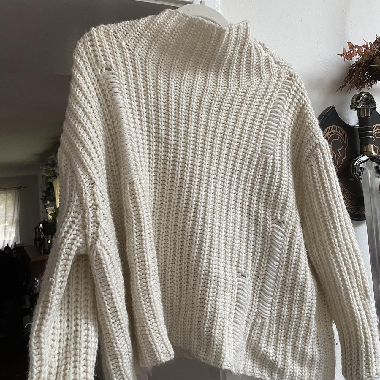 Chunky sweater! This was one of my fav sweaters... - Depop