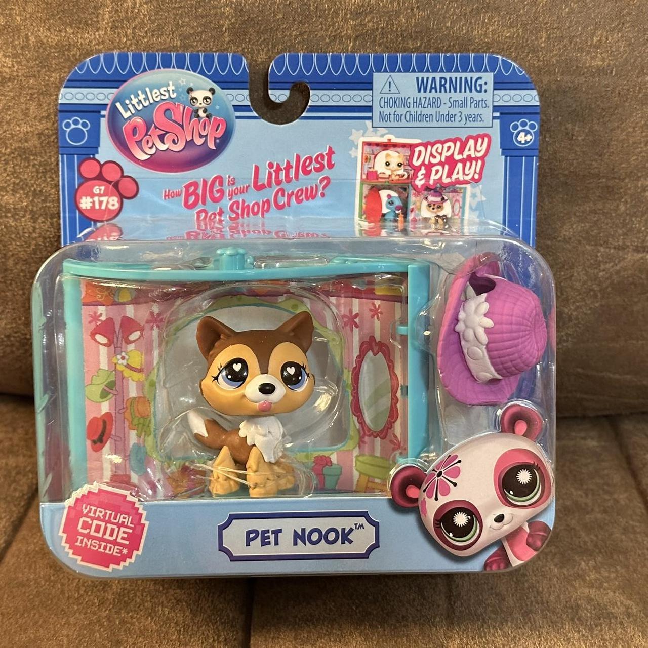 Littlest Pet Shop LPS NIB New Series 3 178 Husky Dog... | Depop