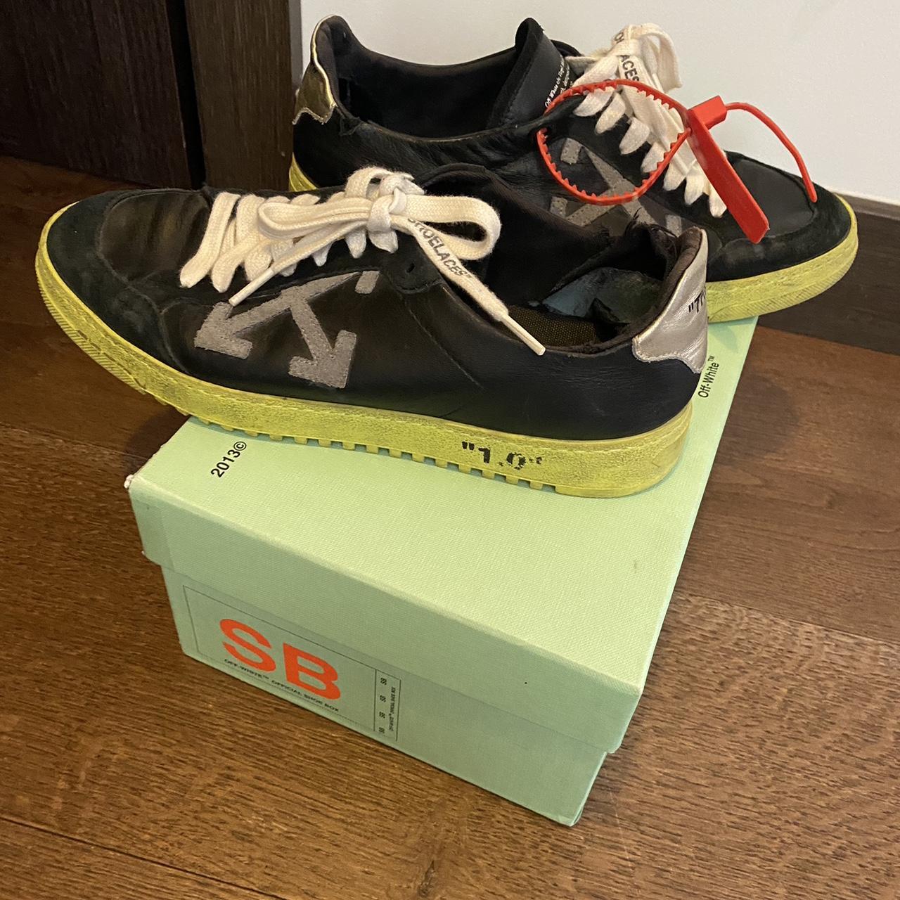 Off-White Men's Trainers | Depop