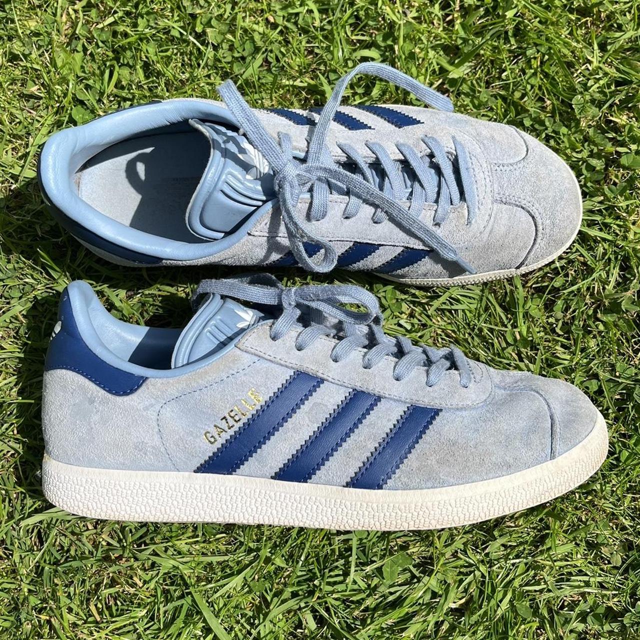 Adidas Women's Blue and Navy Trainers | Depop