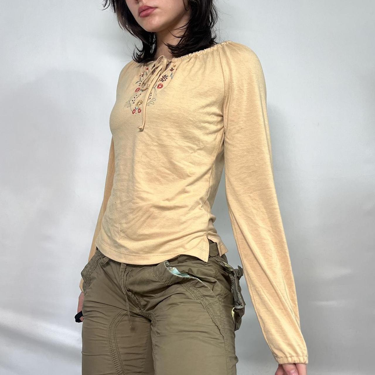 Vintage 2000s boho bell sleeve top Tan long sleeve... - Depop