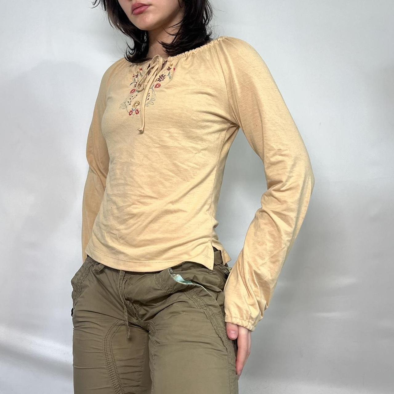 Vintage 2000s boho bell sleeve top Tan long sleeve... - Depop