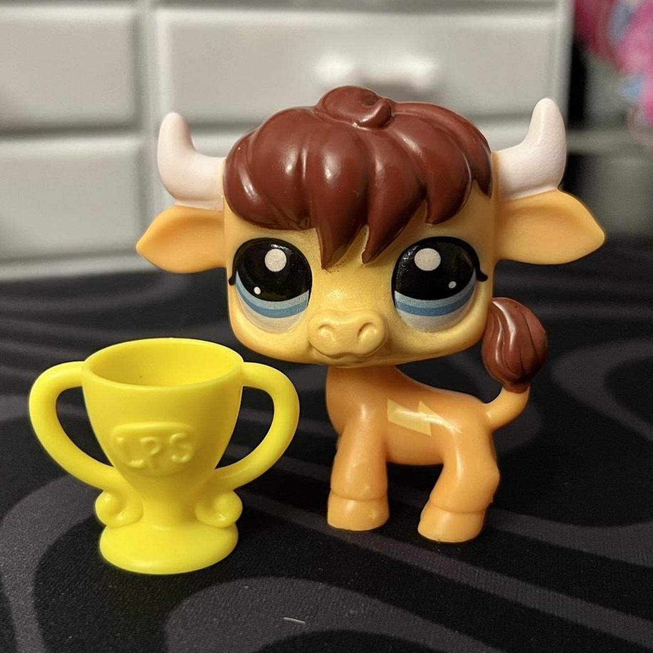 LPS Pet Surprise Series 1 Cinnamon Tan Bull Cow G7... - Depop