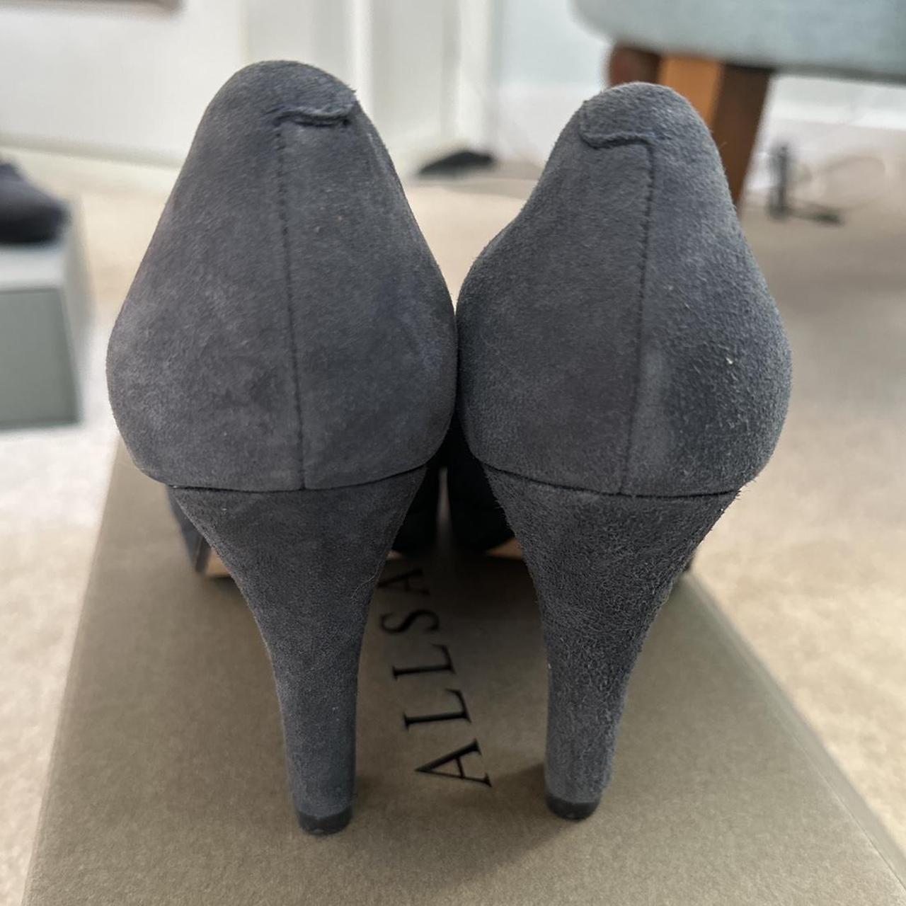 Clarks Women's Blue and Navy Courts | Depop