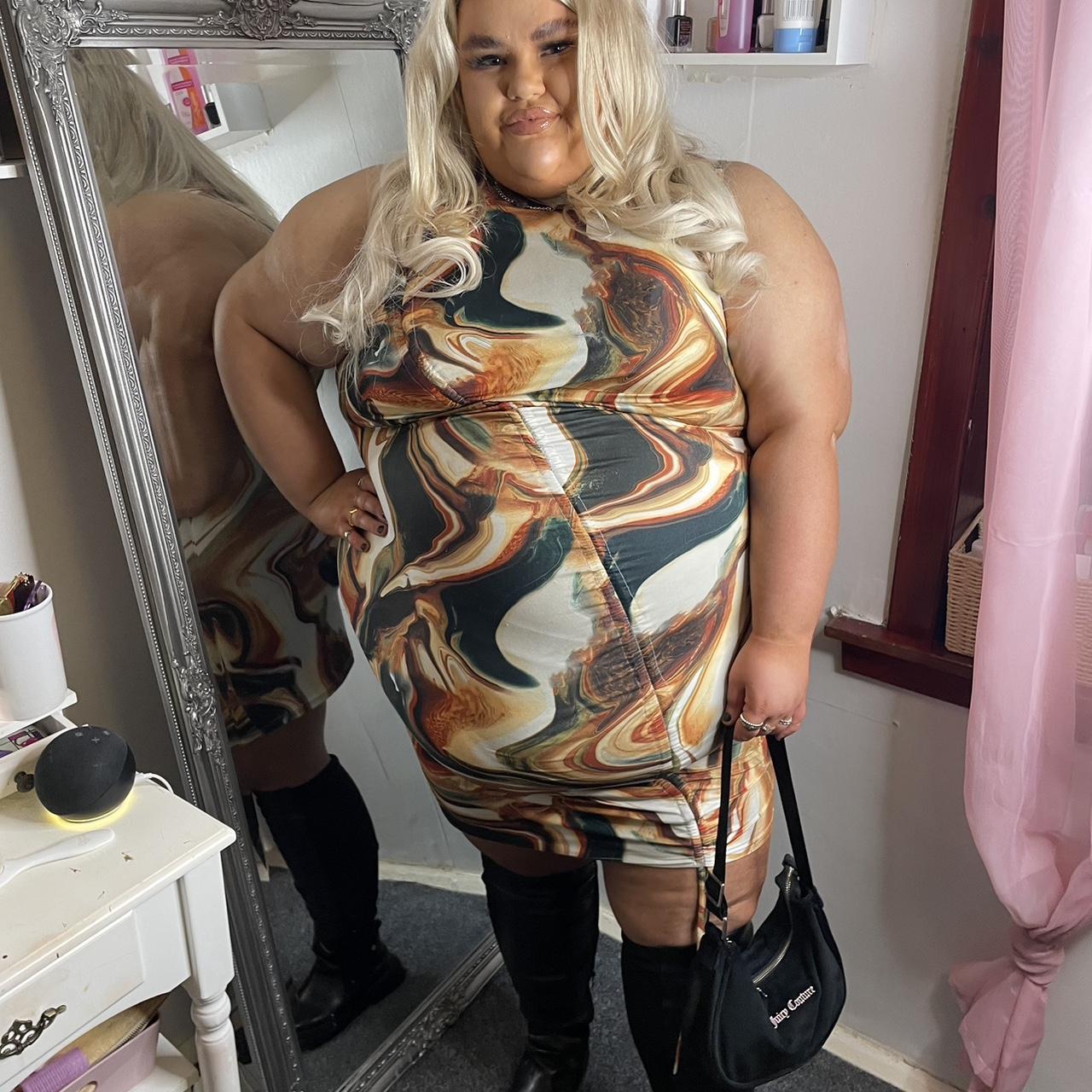 Shein 4xl mini dress worn once - Depop