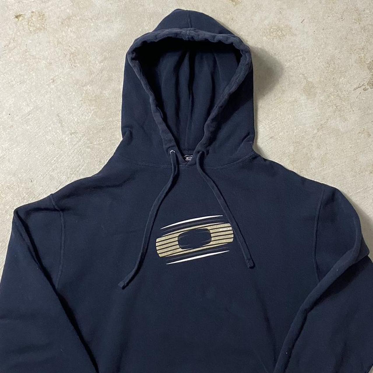 Vintage Oakley Hoodie Center Logo Y2K Size Large... - Depop