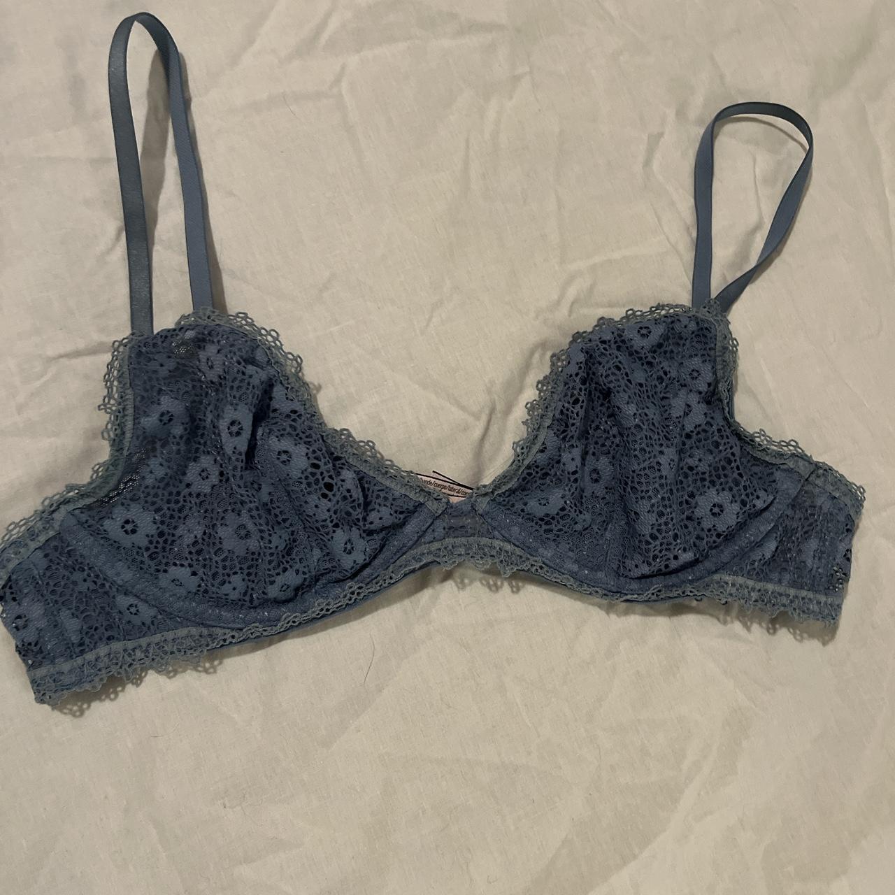 Victoria’s secret blue lace bra Size: Medium - Depop