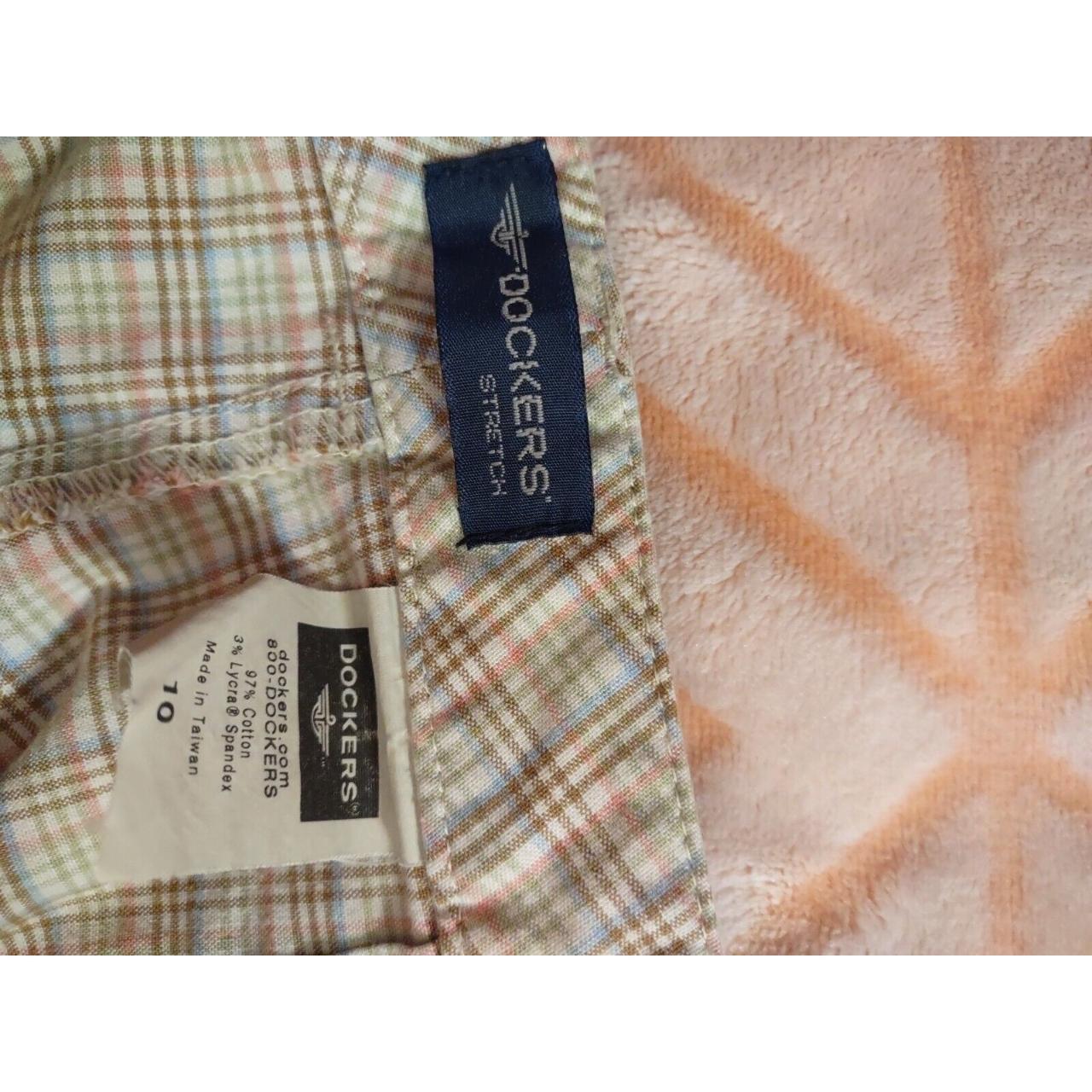Dockers Stretch Capri Pants Size 10 Multicolor Plaid. - Depop