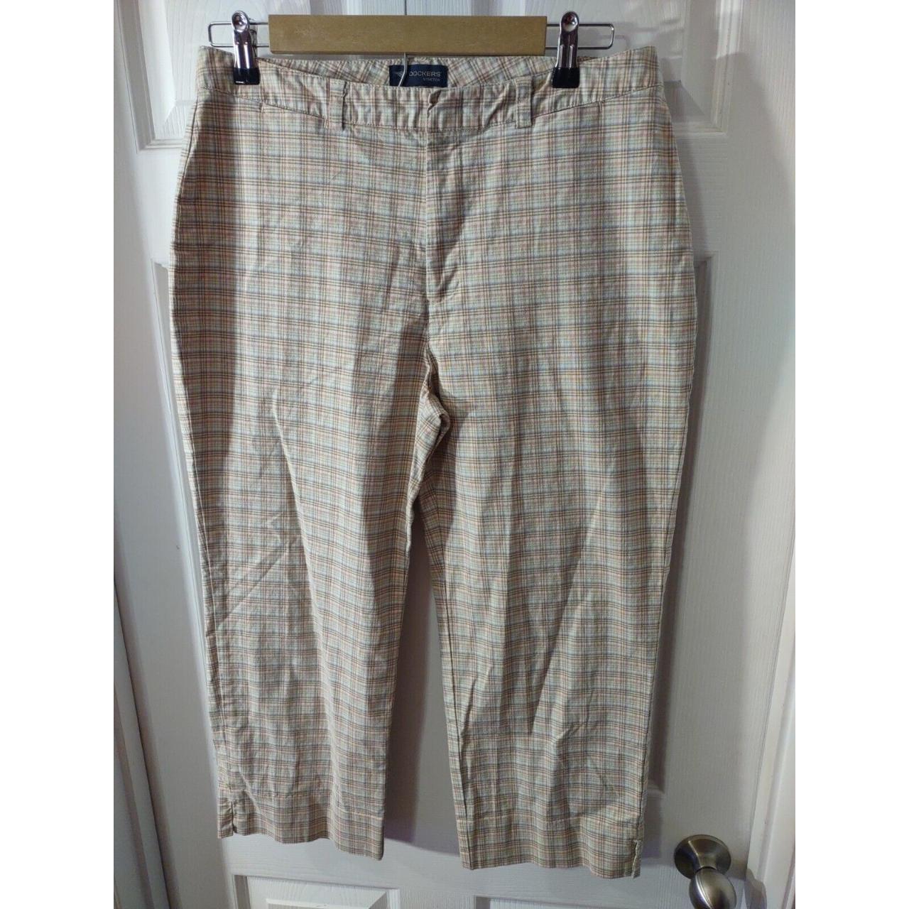 Dockers Stretch Capri Pants Size 10 Multicolor Plaid. - Depop