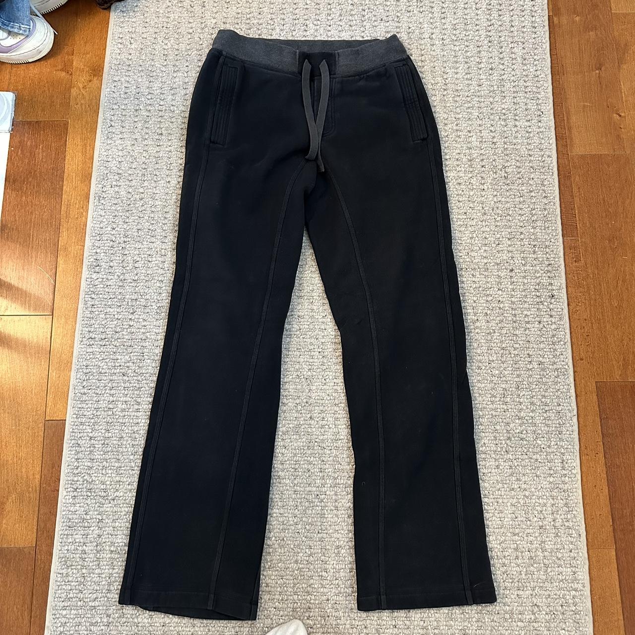 Lululemon sweatpants in a Large tall, straight leg fit - Depop