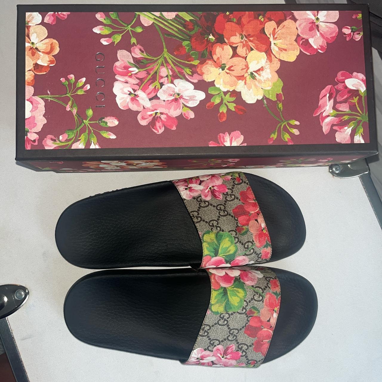 Authentic Gucci OG Blooms Supreme slide sandals.... - Depop