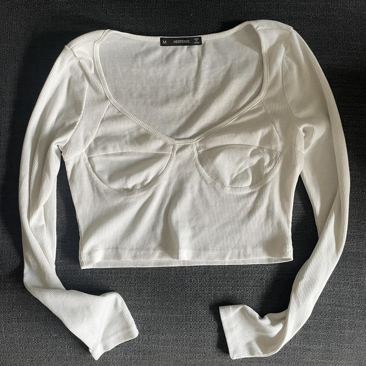 white cropped long sleeve（╹ ╹）no flaws. fits a... - Depop