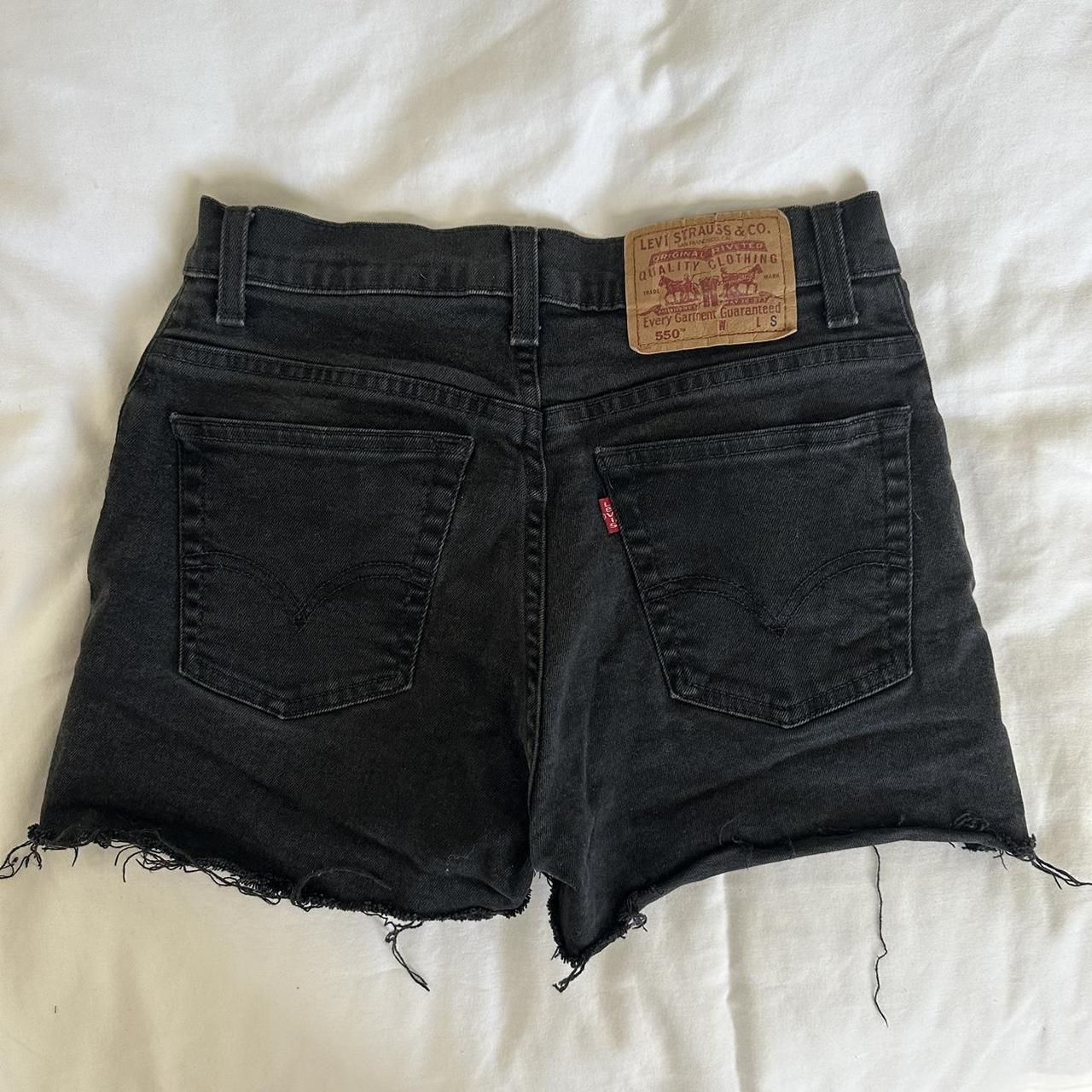 Levi’s 550 black denim shorts Super cute for summer... - Depop