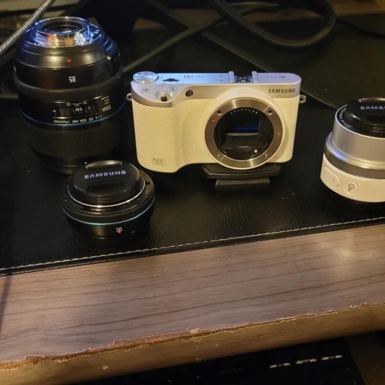Samsung NX500 Mirrorless Camera + Lenses Selling an... - Depop