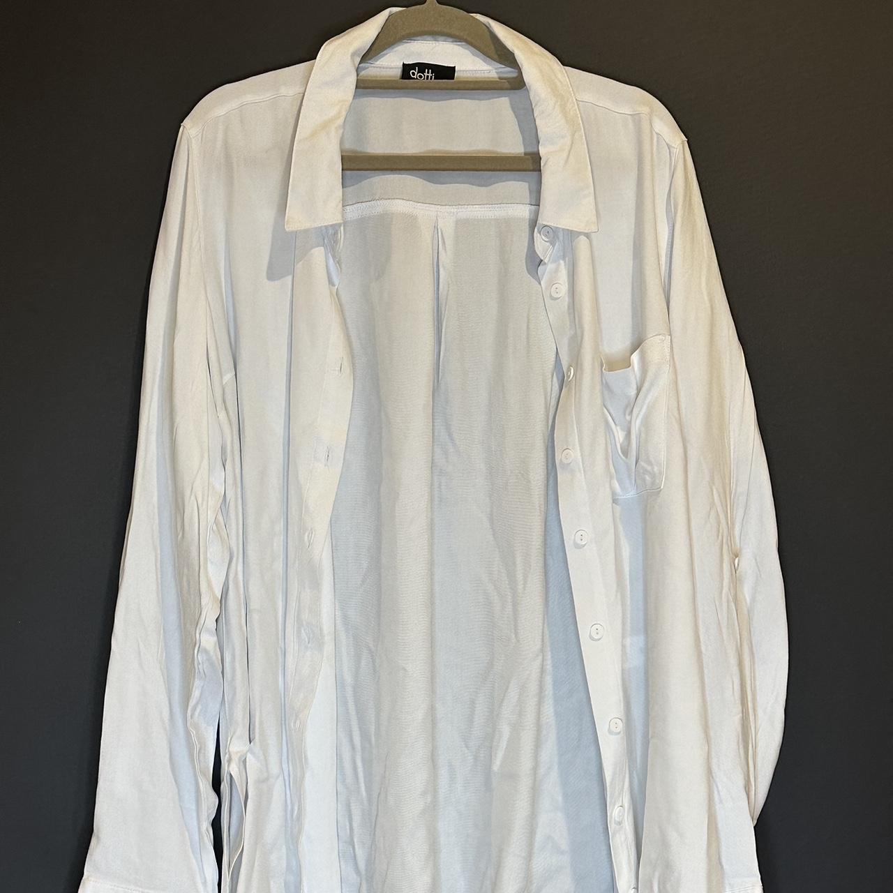 Dotti blouse 🤍 Light weight Never been worn Au... - Depop