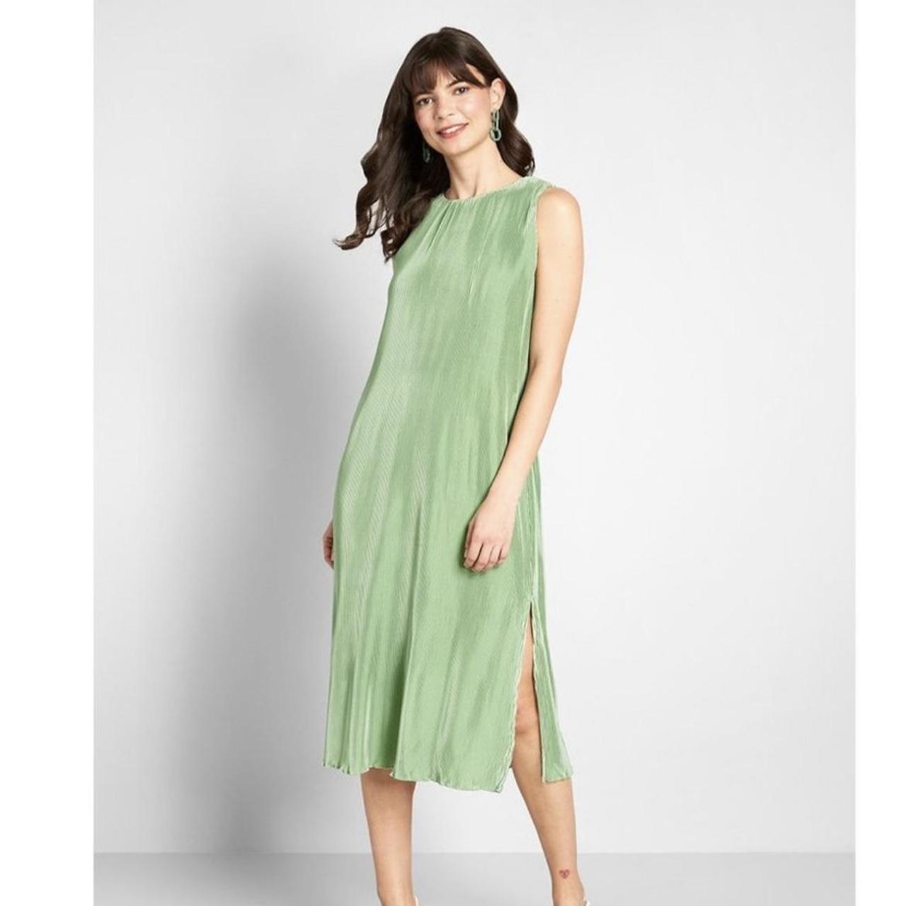 NWT ModCloth Wild Pony Dress Small pleated Wild... - Depop