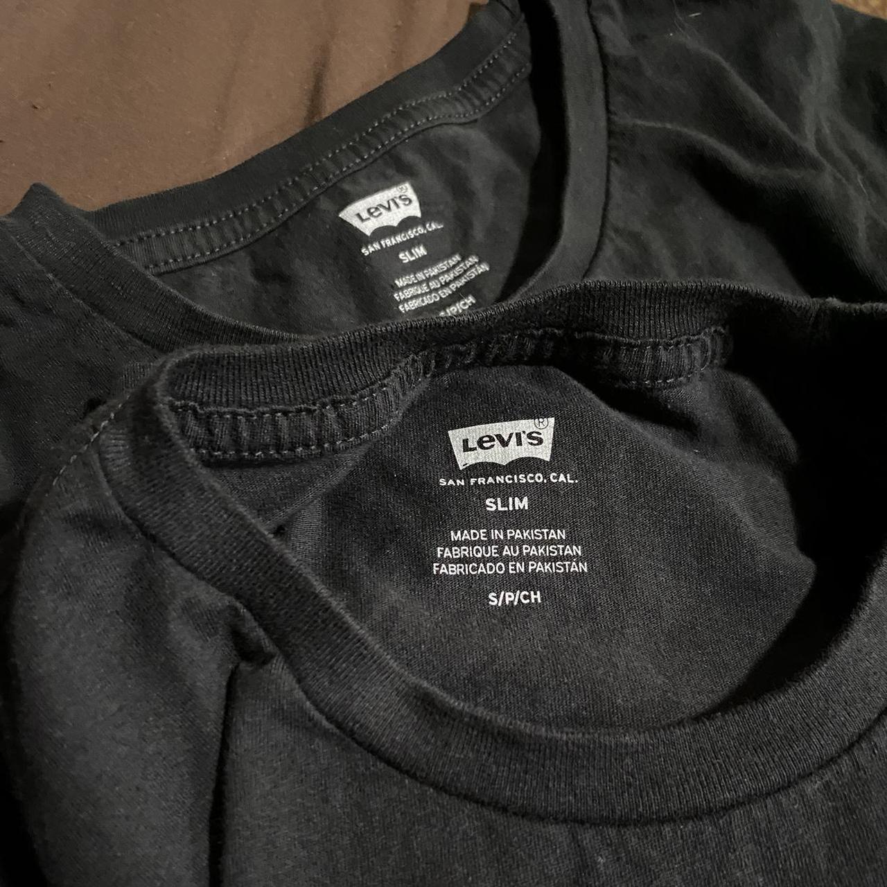 Levi's Men's Black T-shirt | Depop