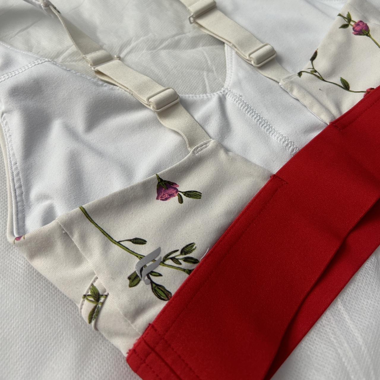 Floral Fabletics sports bra Perfect condition Size:S - Depop