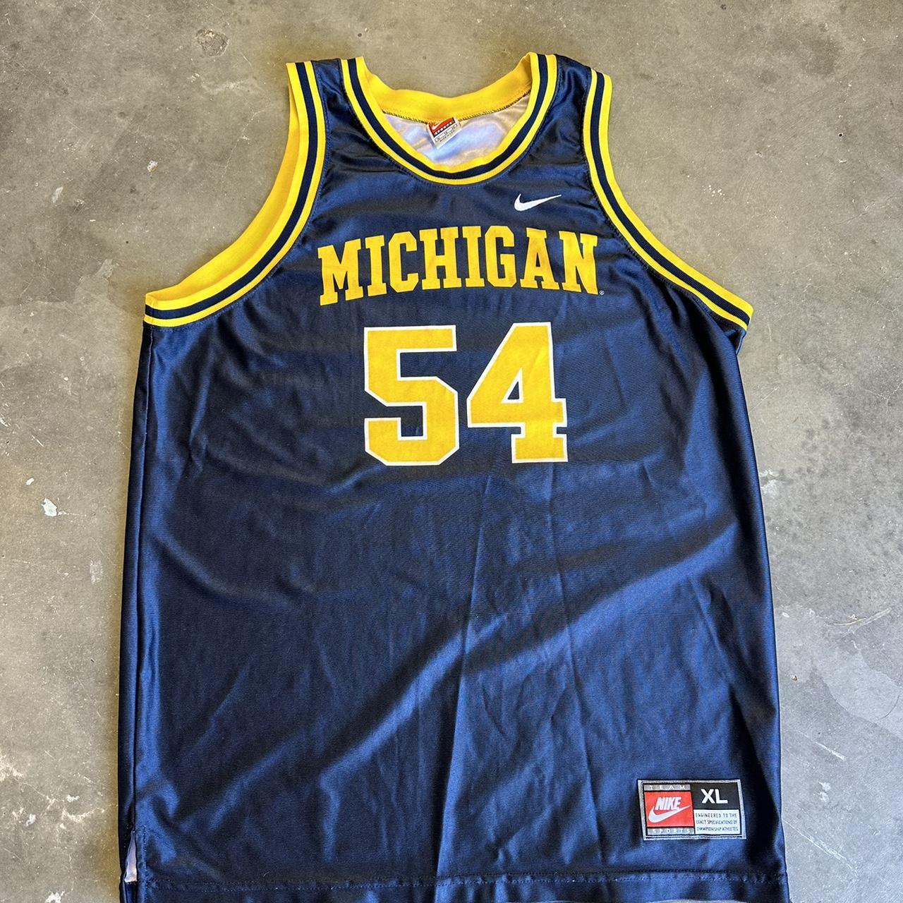 1990's Nike Michigan Basketball Jersey Size XL Made... - Depop
