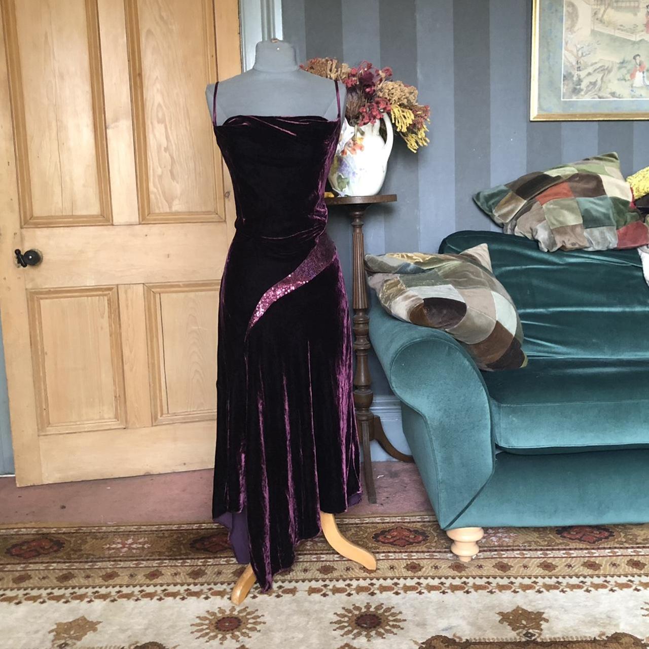 Vintage Y2K soft silk velvet Phase Eight dress in a... - Depop