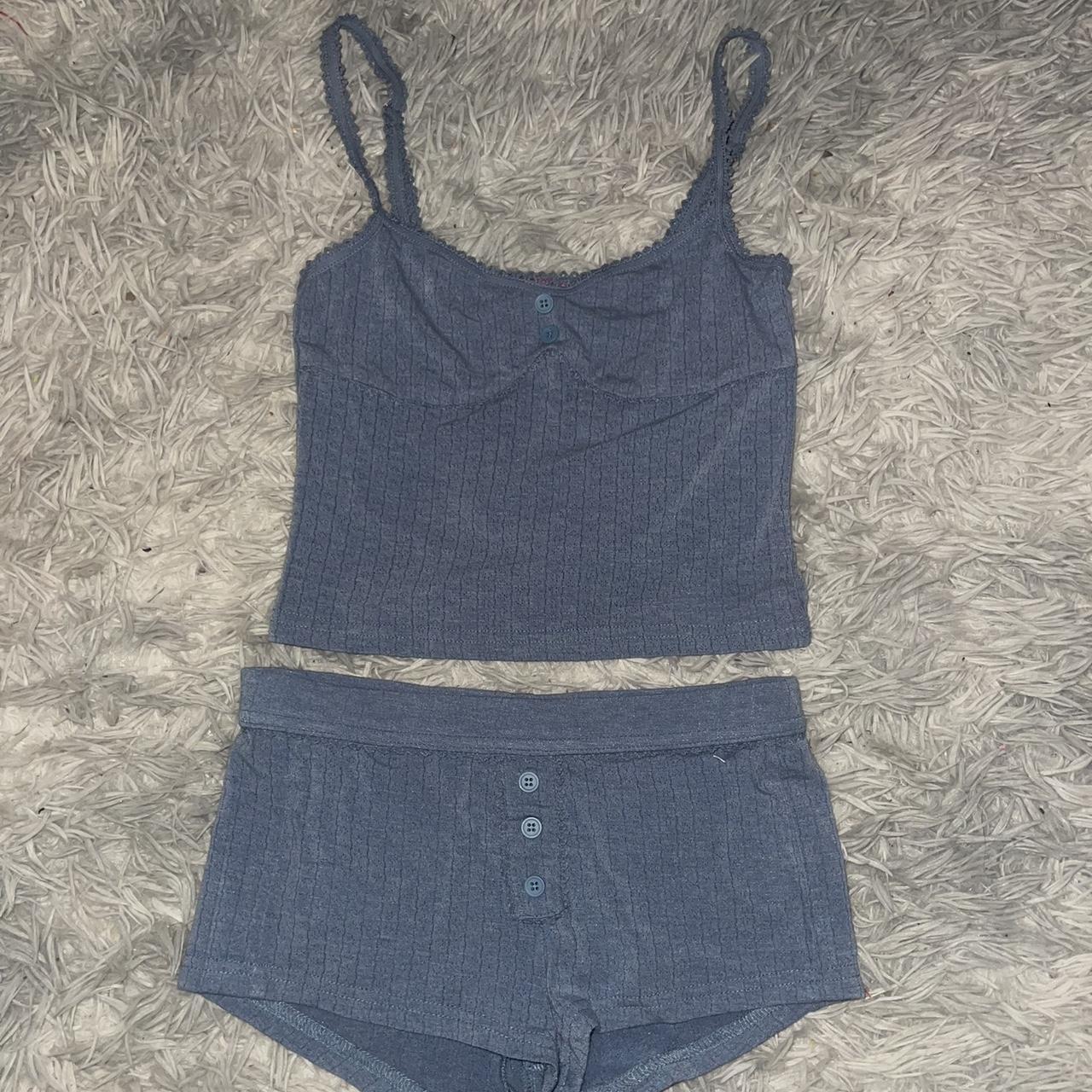EDIKTED XS SET top is true to size but bottoms are... - Depop
