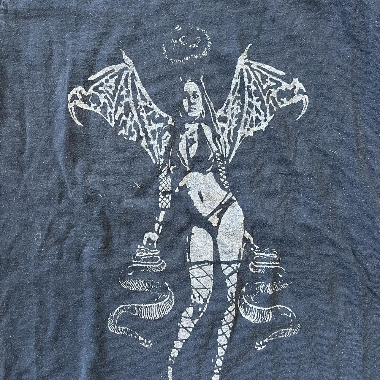 🌍⚒Y2K Vampire Girl Tee⚒🌍 Lovely Find👽 Size:L could... - Depop