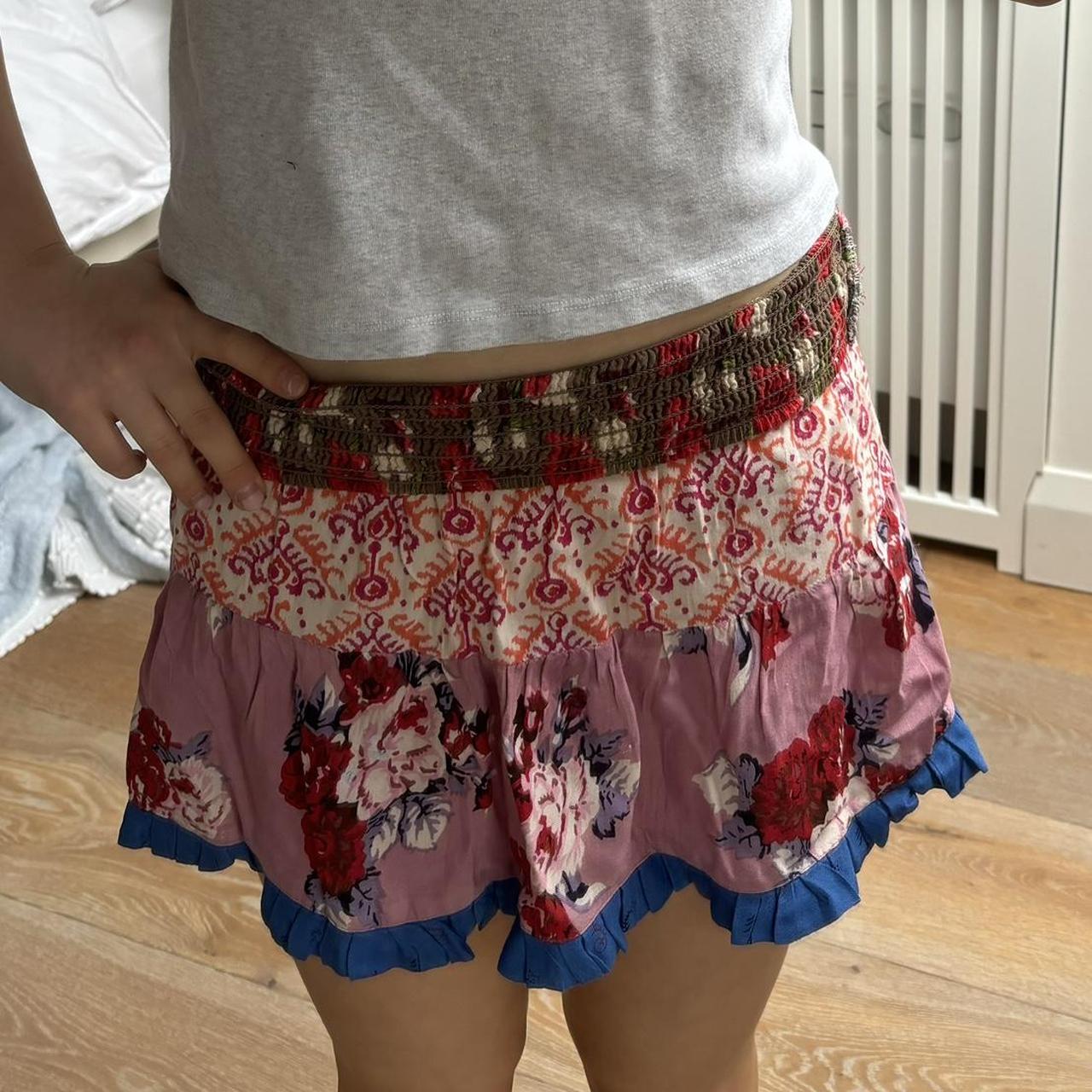 patterned subdued mini skirt | Depop