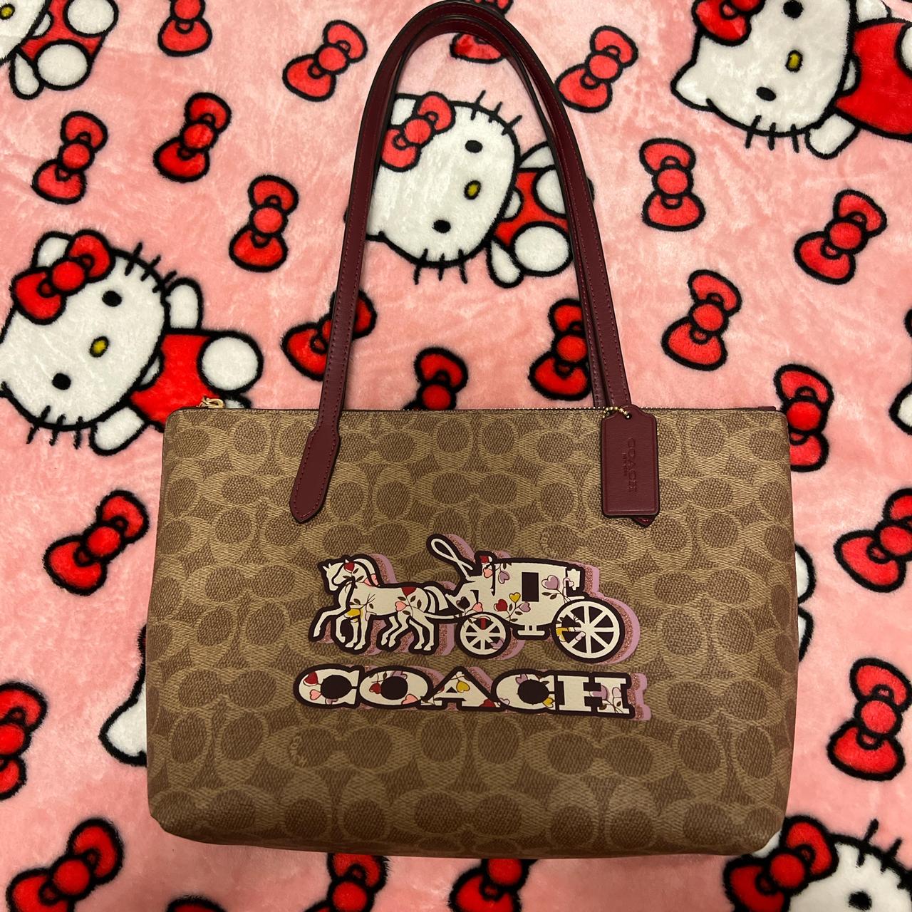 ♥️💋Cute Fiona Zip Tote Bag With Horse And Carriage... | Depop