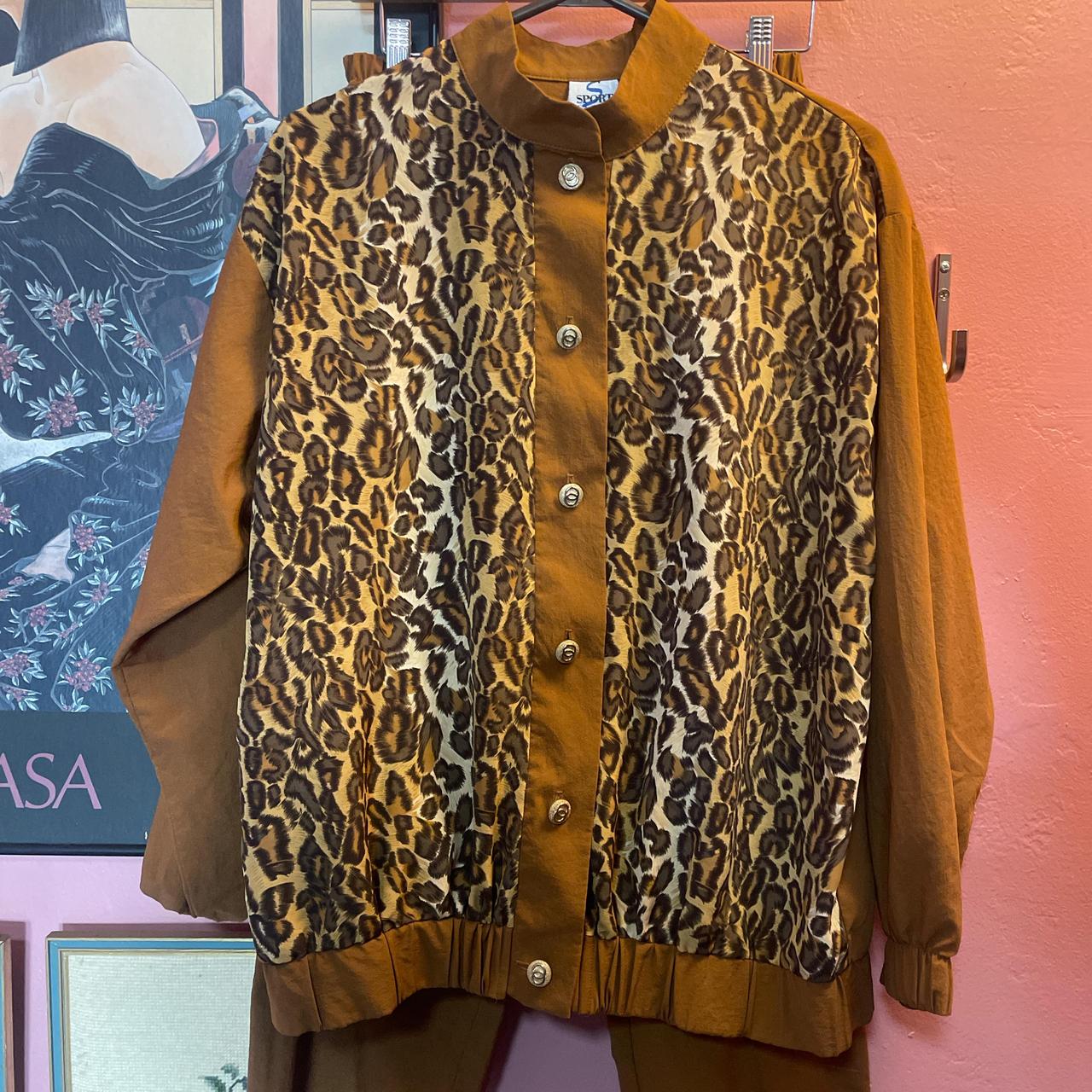 Vintage Sport Set. Super cute and lightweight. Size... | Depop