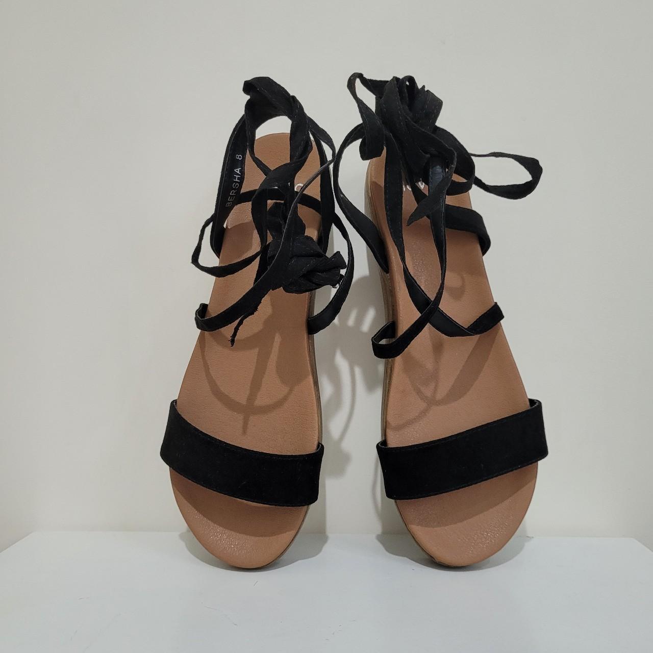 These Novo platform sandals are perfect for any... - Depop